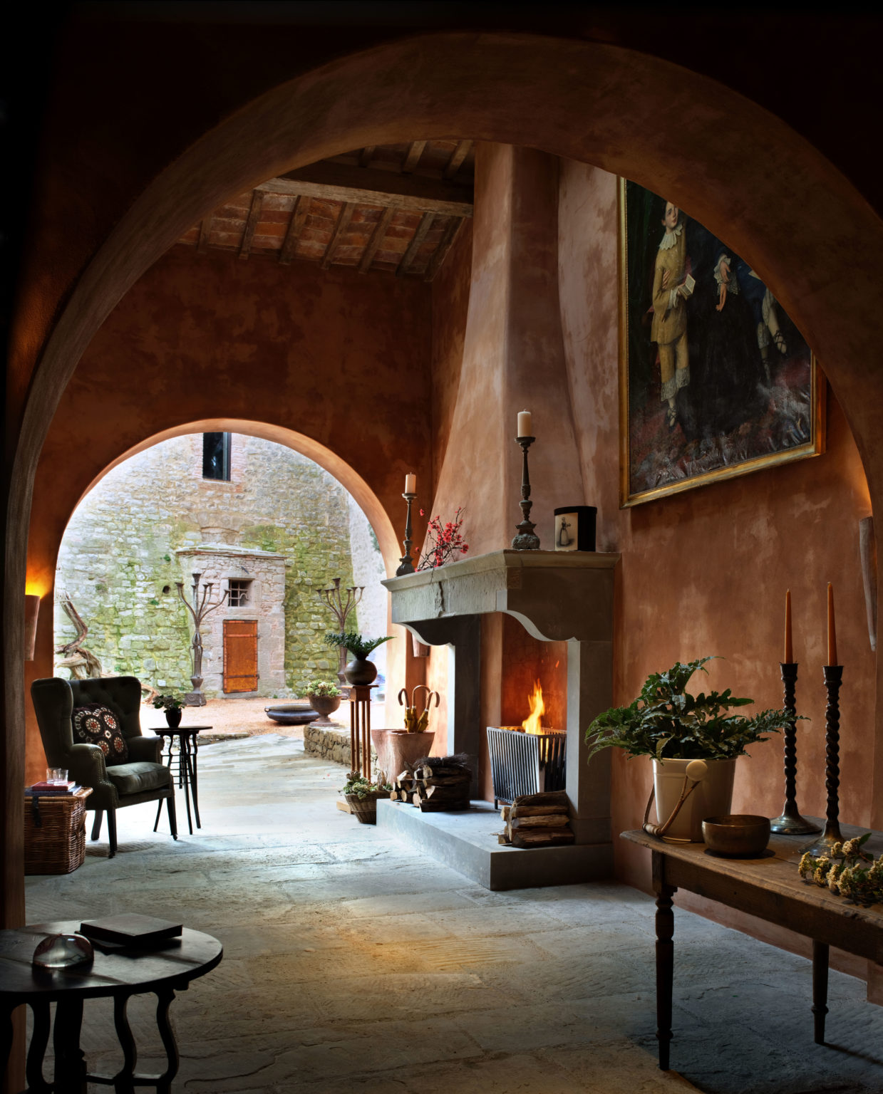 Hotel Castello di Reschio: The remarkable Italian castle hotel a ...